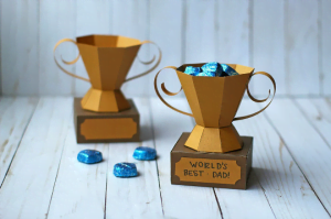 3D Trophy Pattern – Free PDF – EssyJae Design Shop